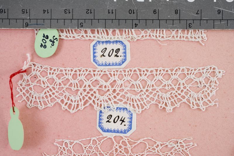 Kringla - kantspets, spets, prov